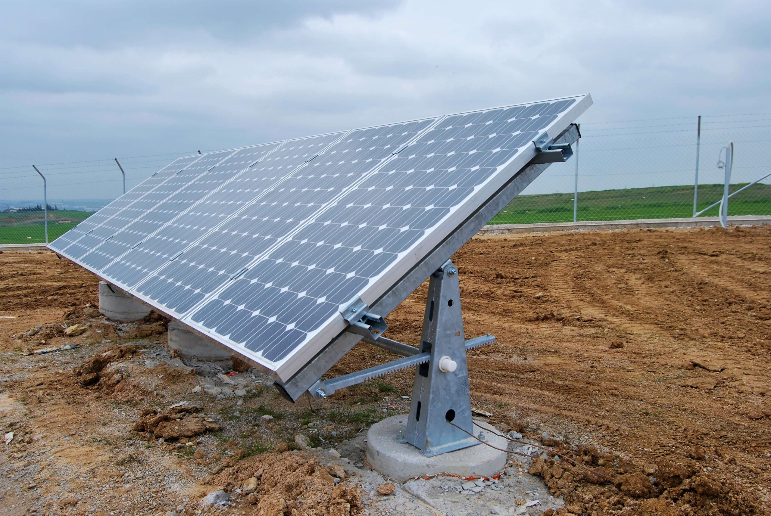 Υπαιθρια Συστηματα Στήριξης Φωτοβολταϊκών Συστημάτων | Sun Hunter